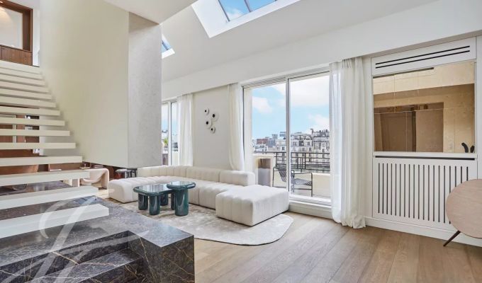 Sale flat, apartment Paris, France