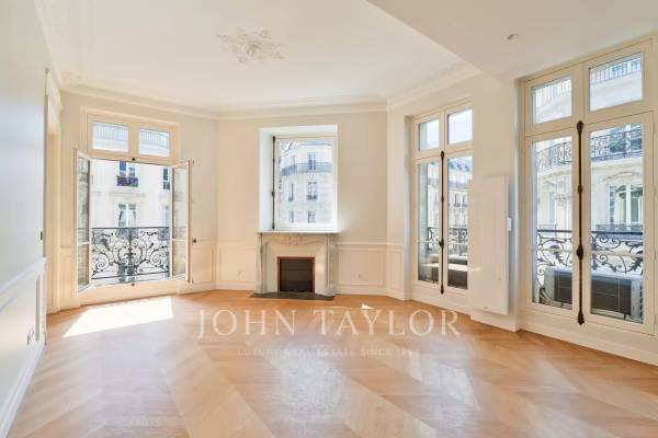 Luxury real estate agency Paris, FRANCE