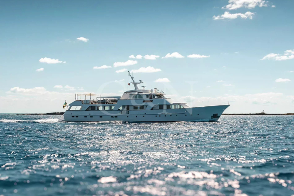 Ad Sale Motor Yacht ref:V0115CN